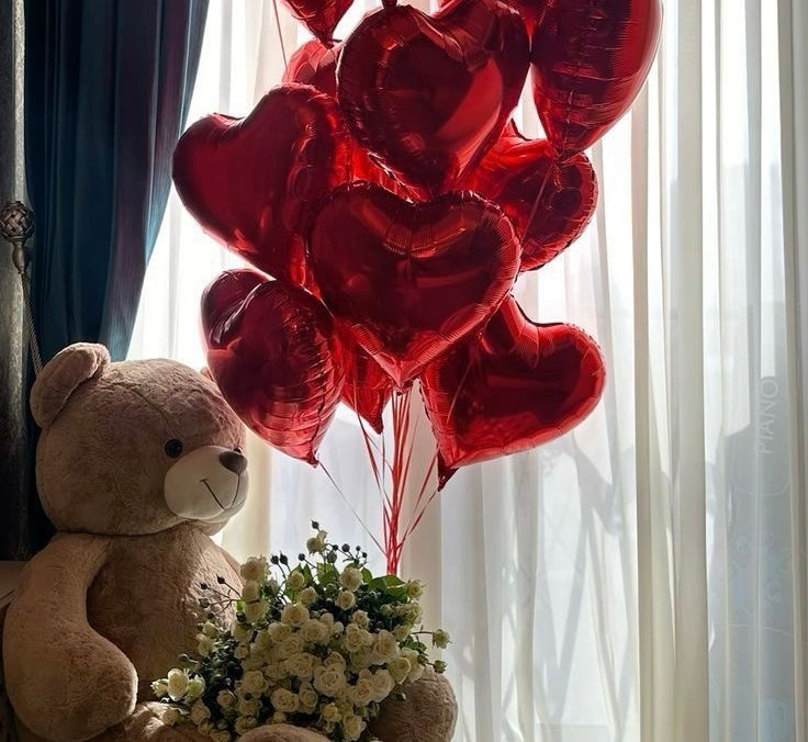 The Ultimate Guide to Anniversary & Wedding Gifts That Speak Feelings ...